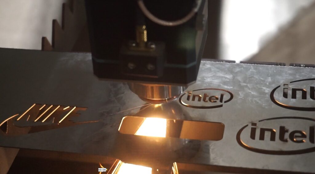 Mesin CNC : Pengertian, Cara Kerja, Jenis, Bagian, Dan Manfaat