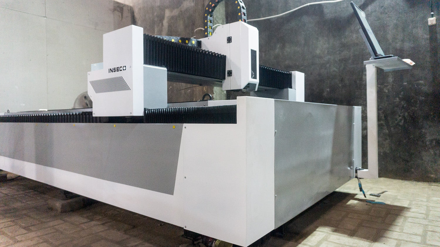 Jenis-Jenis Dan Keunggulan Mesin CNC Dalam Industri Manufaktur Modern